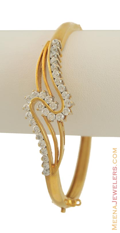 22k Gold Fancy Bangle - BaSt9909 - 22K Gold Bangle, exclusively studded with star signity (a ...