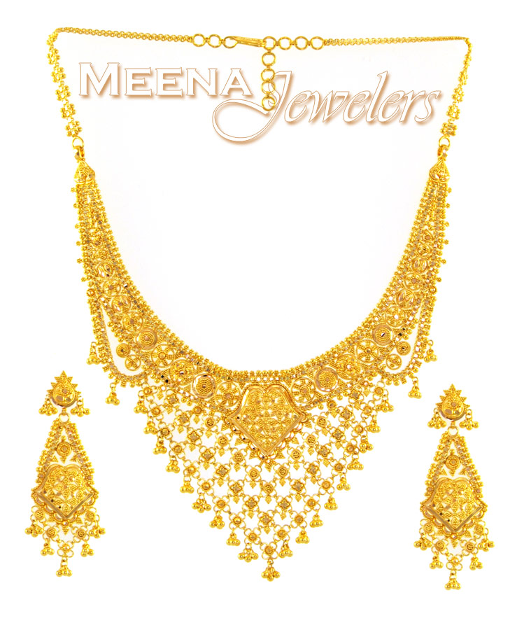 22Kt Gold Jewelry Set (Necklace and Earrings) - StGo1623 - 22 Kt gold ...