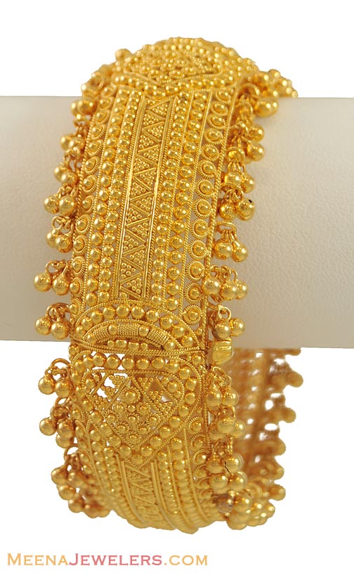 Indian Gold Bangle with Ghugri - BaKa9646 - 22k yellow gold indian kada ...