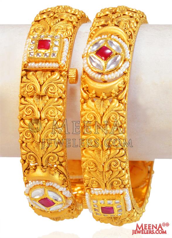 22Kt Gold Antique Kadas (2 Pc) - BaAn27905 - US$ 8,914 - Elevate your ...