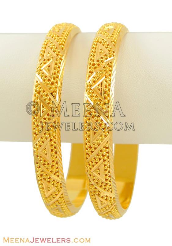 22K Yellow Gold Bangles - BaGo8587 - 22K Gold Bangles with diamond cuts ...
