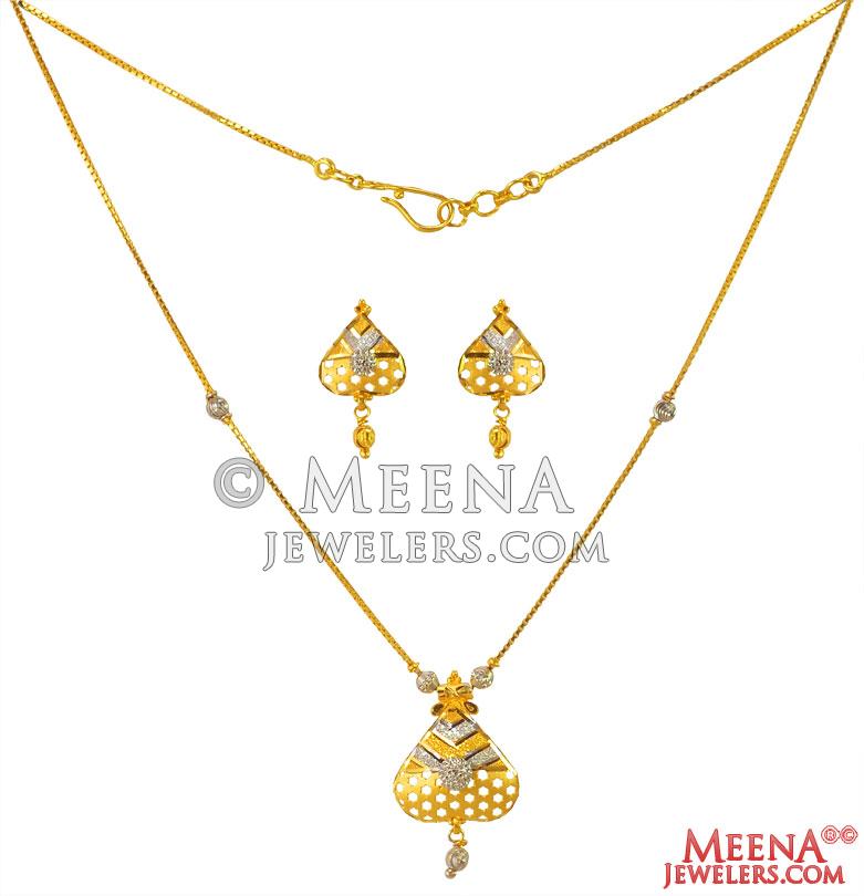 22K Gold Dokia Set - StLs26162 - US$ 1,973 - 22K Gold Necklace and ...