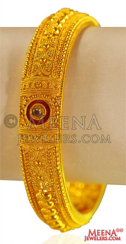 22Kt Gold Antique Kada 1 pc - BaPs27594 - US$ 5,989 - Introducing our ...