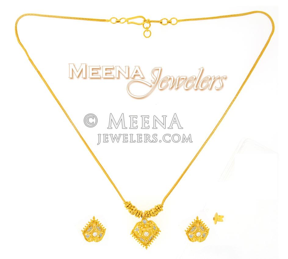 22K Yellow Gold Three Piece Necklace Set - StLs1371 - 22k Yellow Gold ...