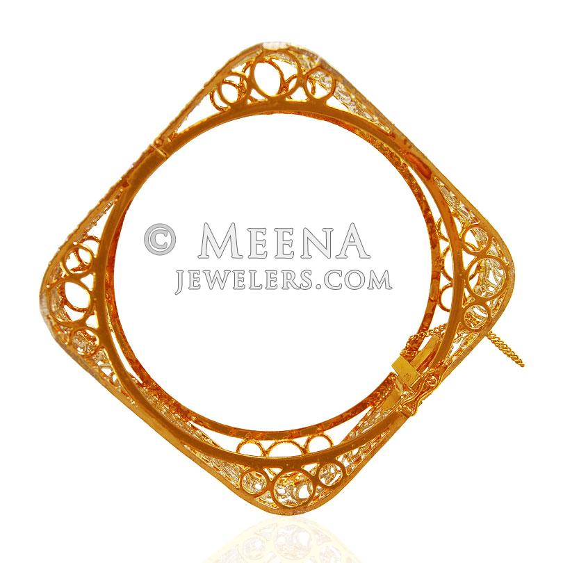 22K Gold Kalma Kada - BaKa21384 - 22K Gold kada is designed in square ...