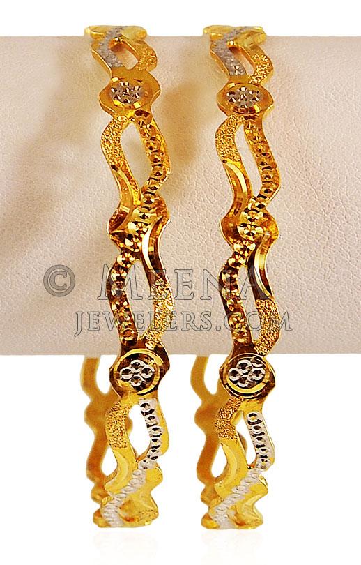 22K Gold Laser Bangle(2pc) - BaSt20706 - 22K Gold Bangles (2 pcs) is ...