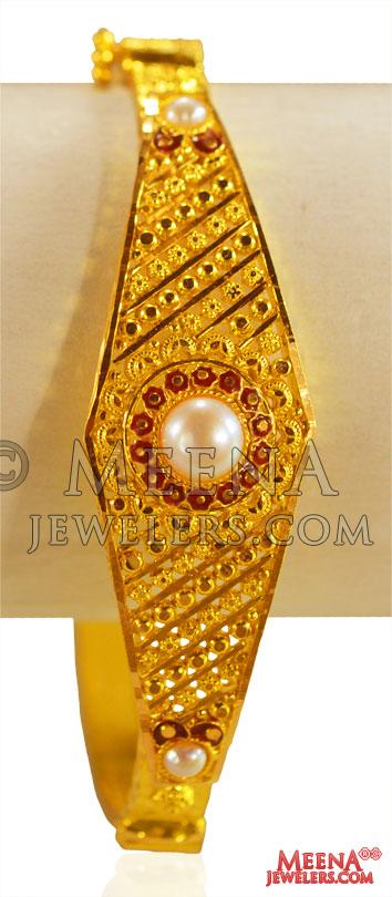 22 Kt Gold Pearl Kada - BaPs27582 - US$ 2,669 - 22kt pure gold kada is ...