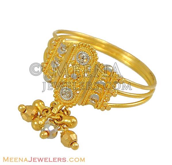 22K Indian Gold Ring - RiLg10306 - 22K Gold Ring with Diamond Cuts and ...